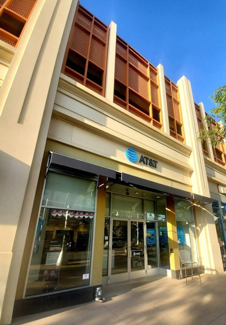 Live at Belmar - Belmar Shopping District